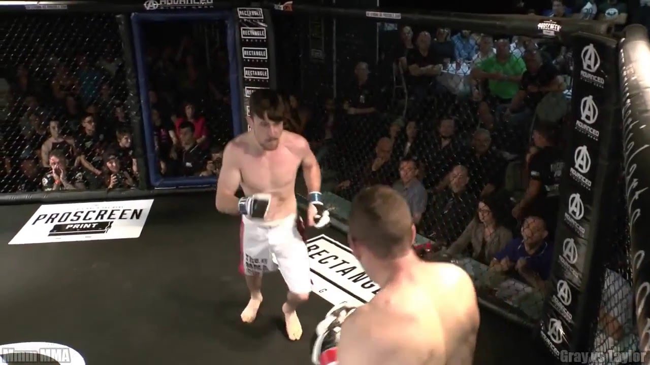 Flying Knees in MMA - YouTube