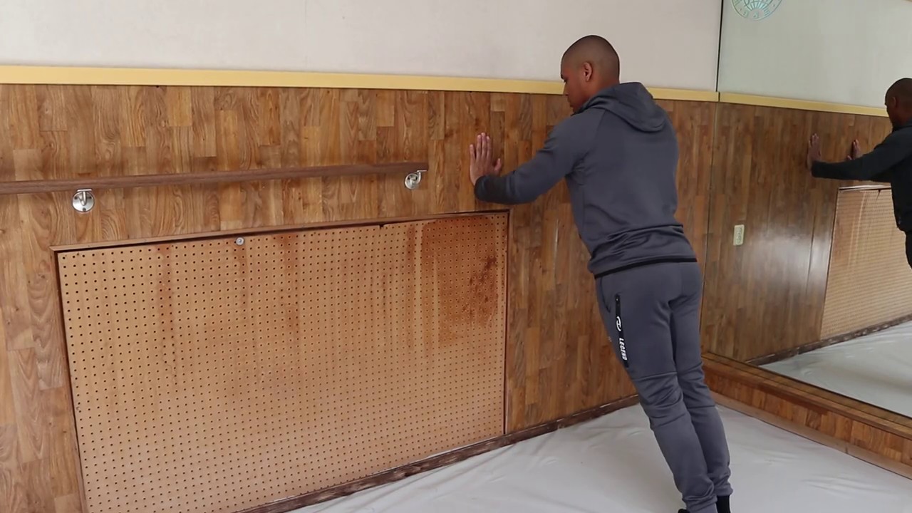 Kids in Shape Wall push ups - YouTube