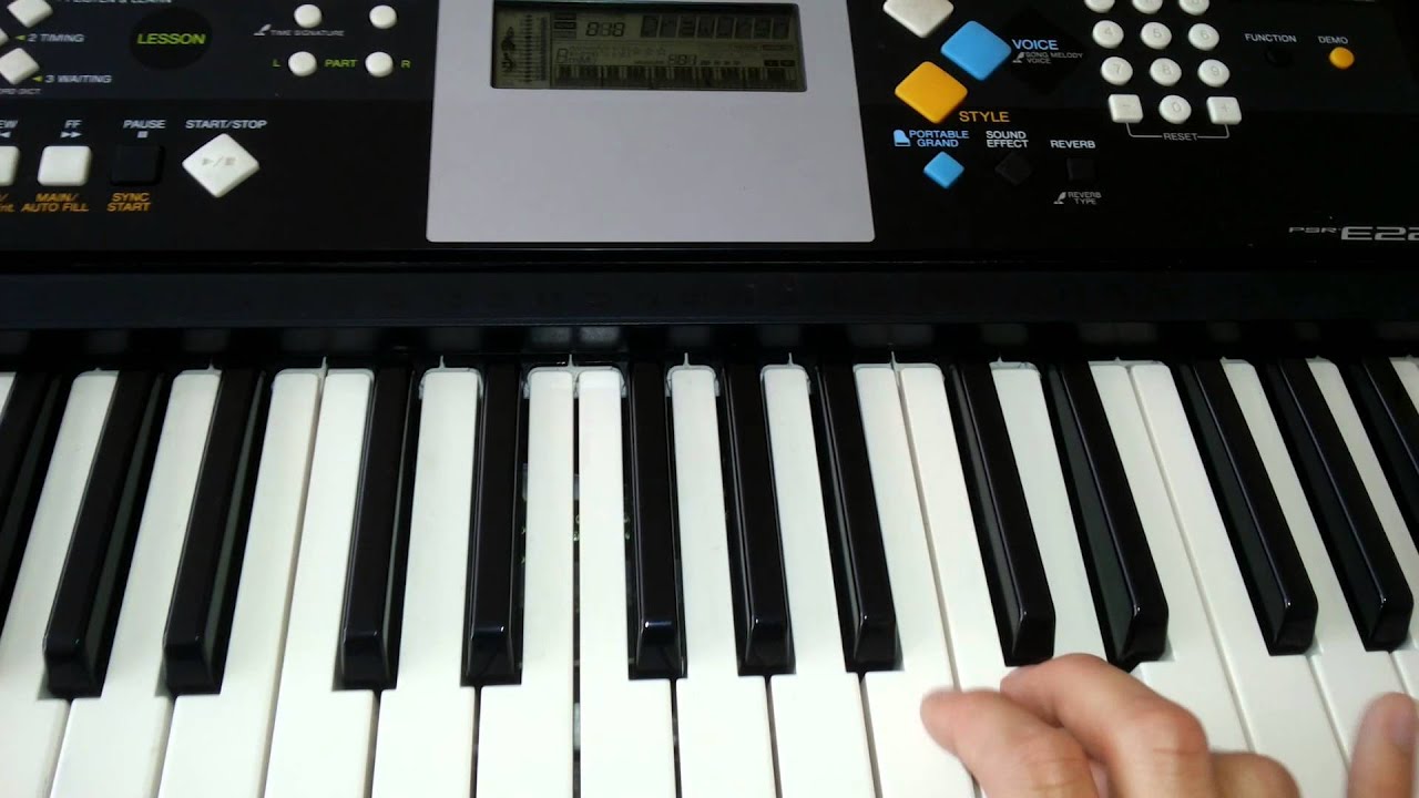 Segunda prueba de teclado Yamaha PSR-E223 - YouTube