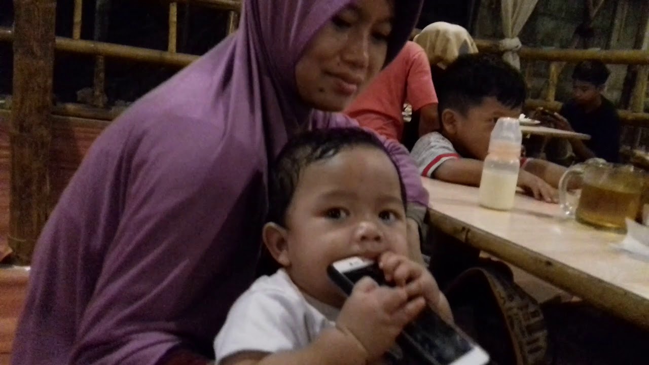 Milad ponaan "Multazam Ahmad Nabawi El-zada" - YouTube