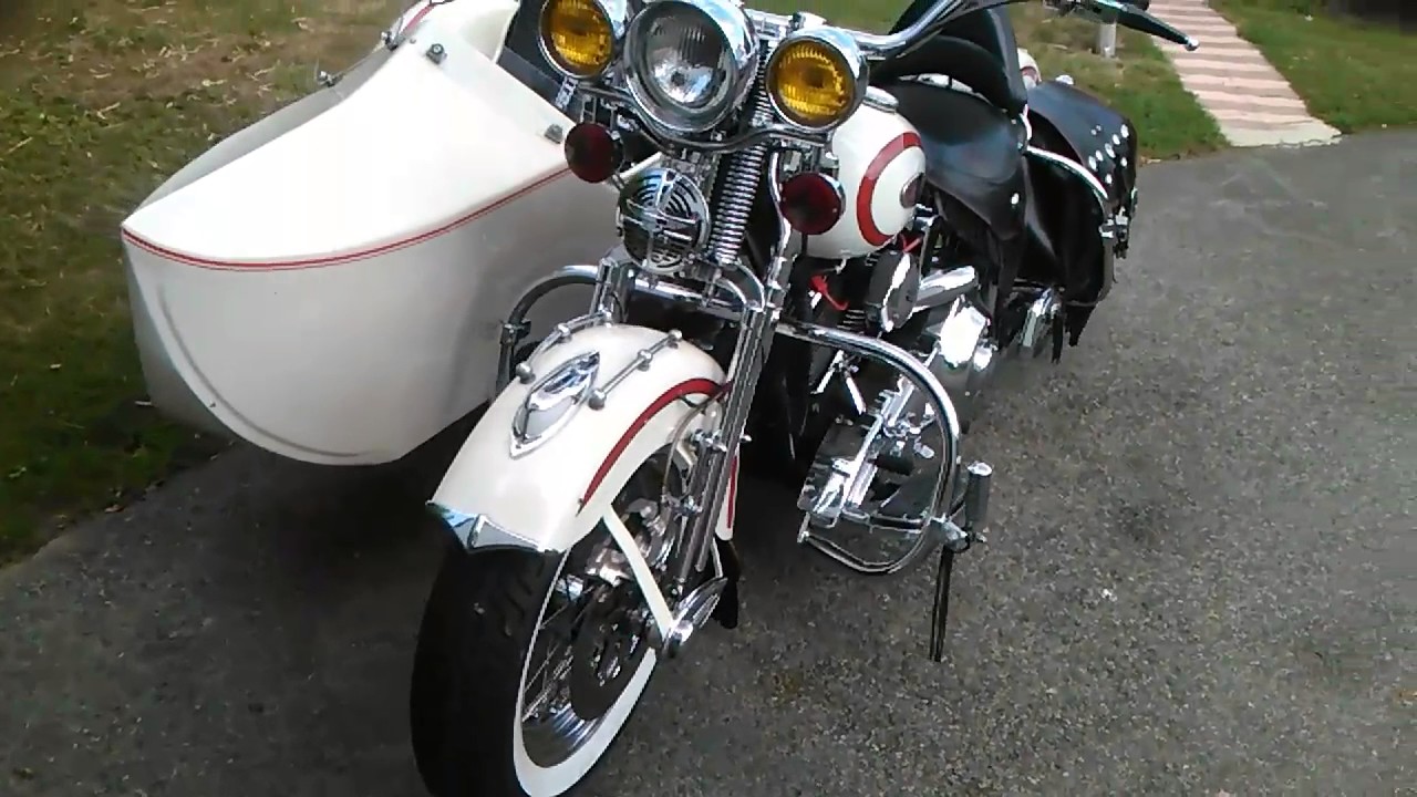 Harley Davidson springer avec side car - YouTube