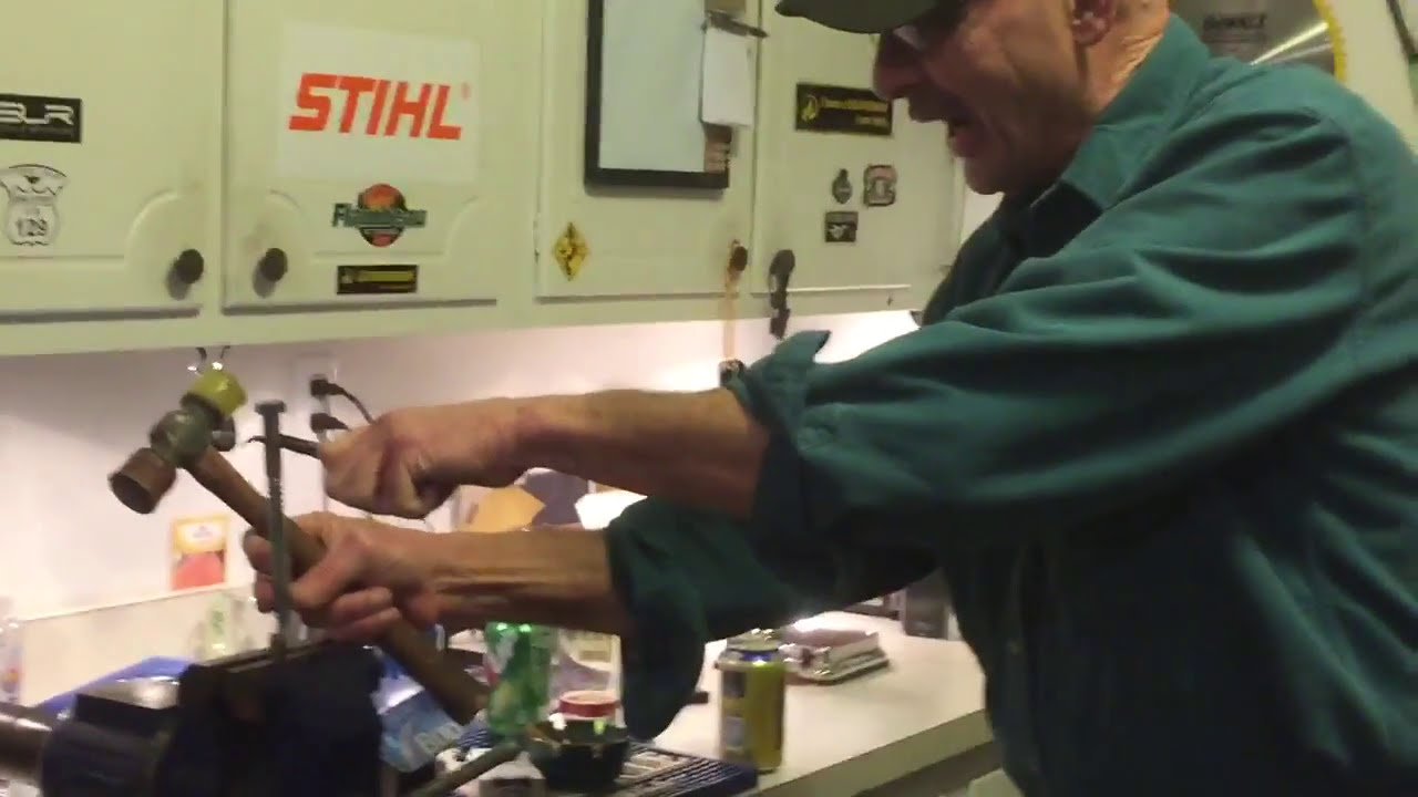 Drunk Hillbilly bullet hammer - YouTube