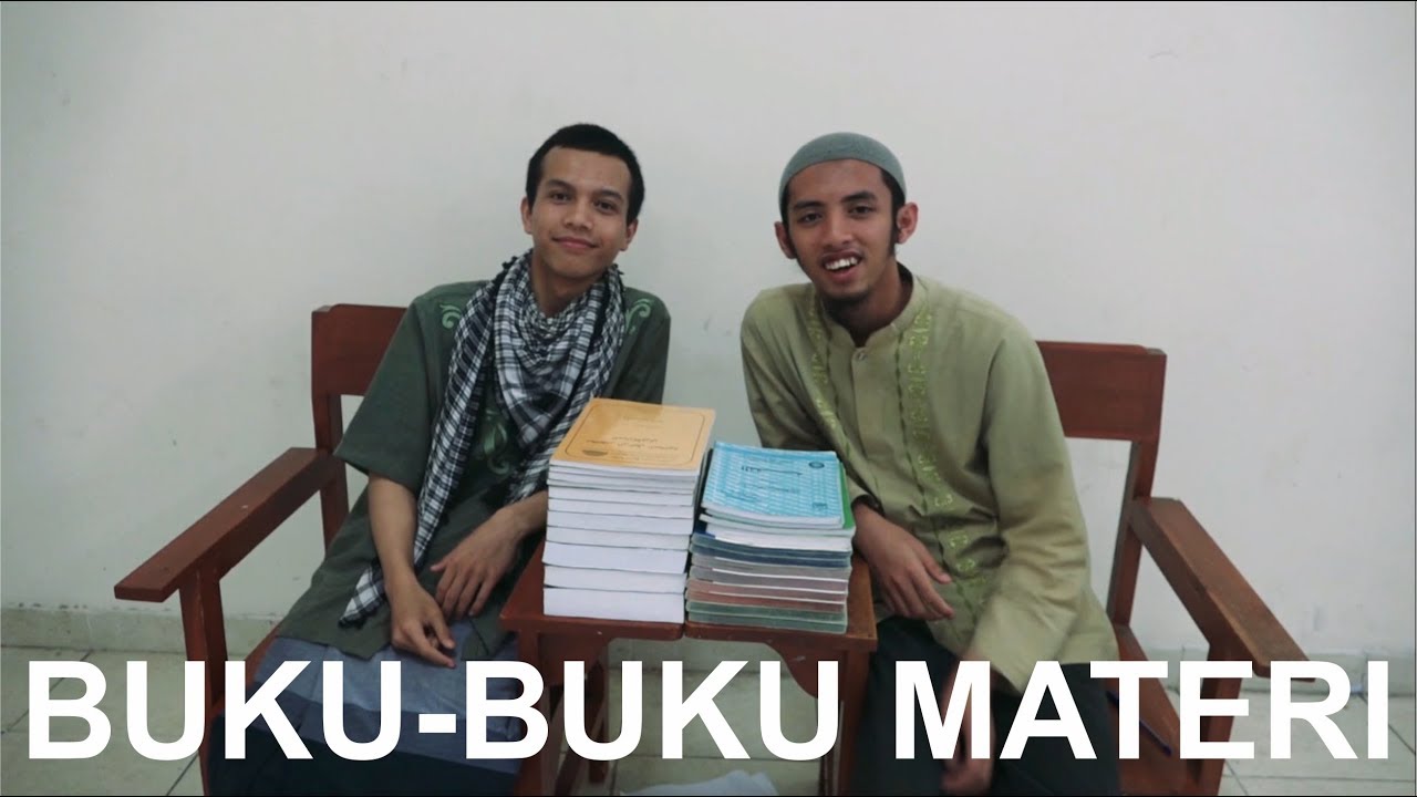 BELAJAR APA AJA 3 SEMESTER PERTAMA DI ARRAAYAH ? | Perkenalan Buku-Buku ...