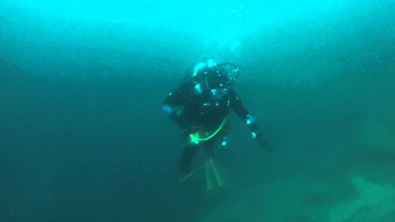 HSAC - Steph 35 M dive Chepstow DSMB Deployment - YouTube