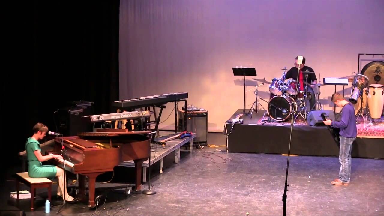 Winter Concert 2013 | Commercial Music Group "Bennie and The Jets ...