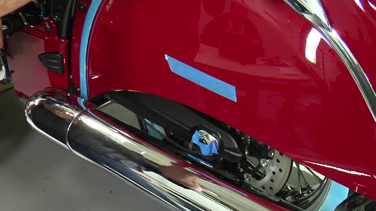 How to Adjust Indian Chief Rear Shocks – Indian Motorcycle - YouTube