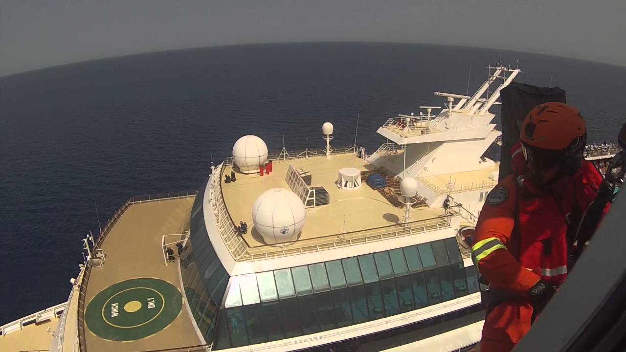 MEDEVAC operation from the cruise ship “Mein Schiff 1” - YouTube