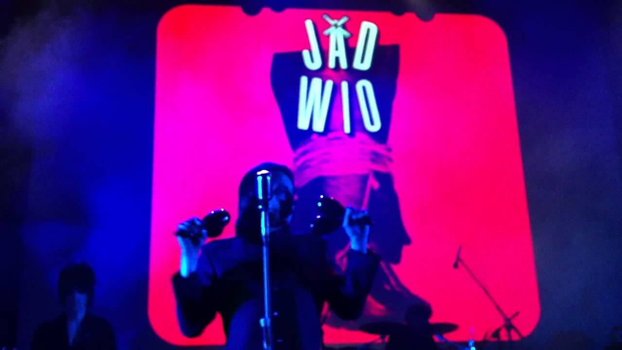 JAD WIO Gimme Ur Night Live in Toulouse Le Metronum 14 02 2015 - YouTube