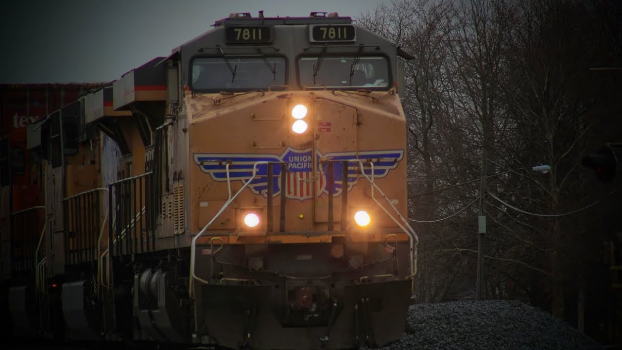 NS 267 at MP 320 in Wauseon OH with nice crew - YouTube