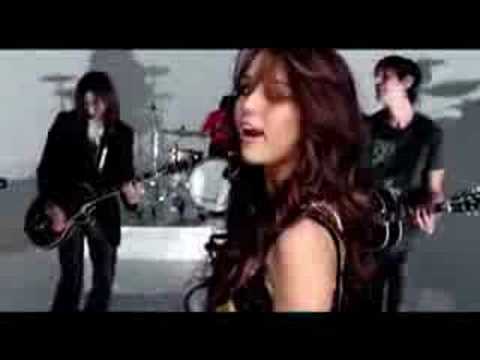 Miley Cyrus - 7 Things (Official Music Video) - YouTube