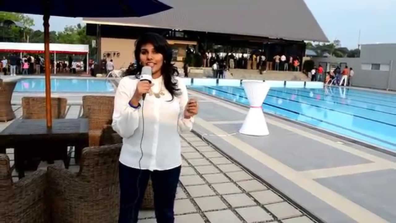 bernadine Jayasinghe -Sri Lankan compere - YouTube