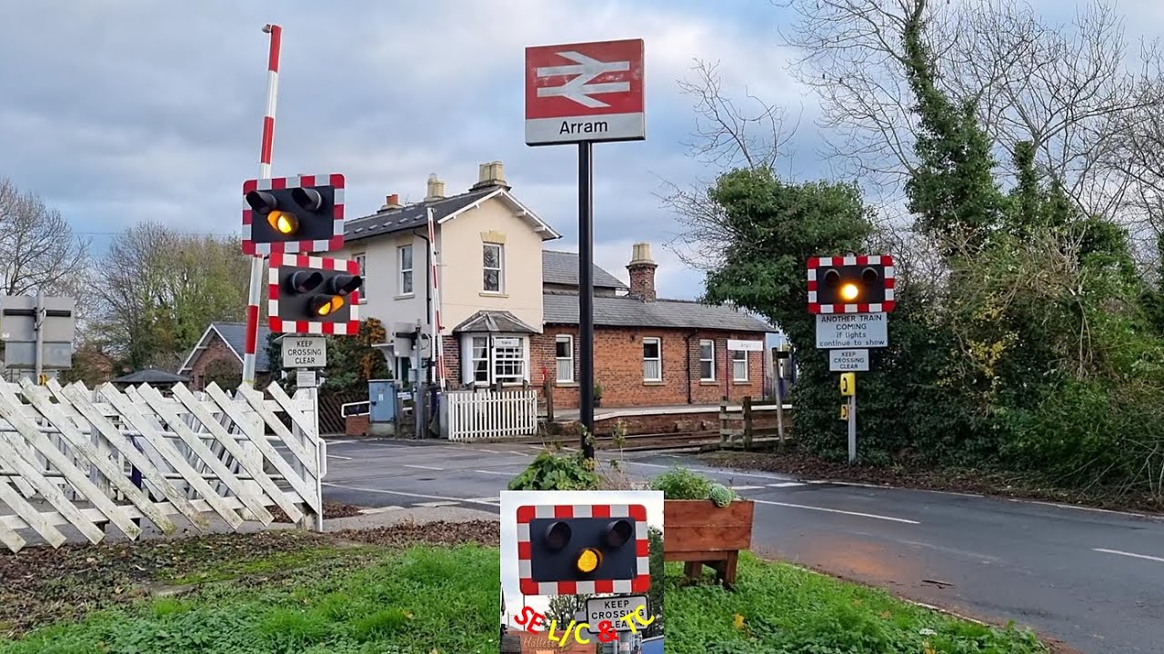 Arram Level Crossing, East Riding of Yorkshire - YouTube