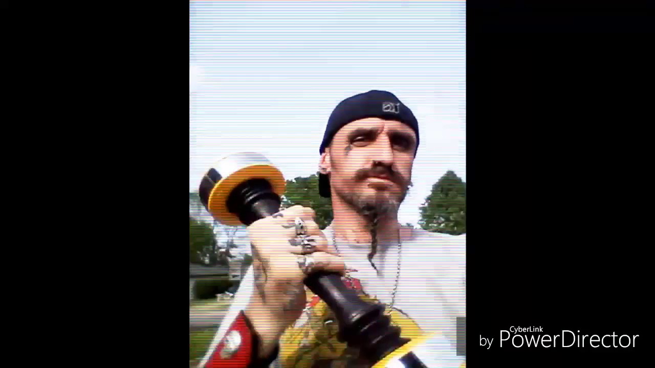 wtf is this guy doing? - YouTube