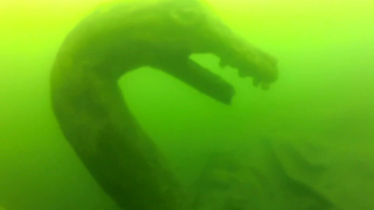 Ogopogo HIDDEN STATUE Dive Helmet walk - YouTube