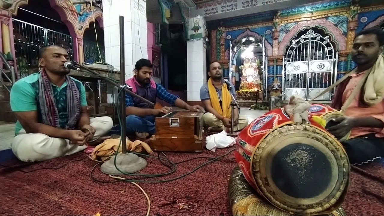 Nama sankirtan at madanmohan temple || heart touch voice by Rakesh ...