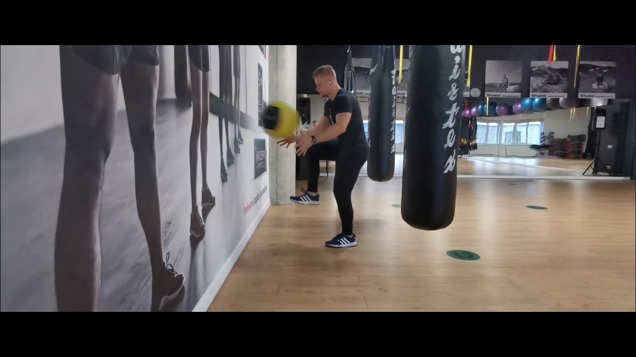 single leg front twist throw - YouTube