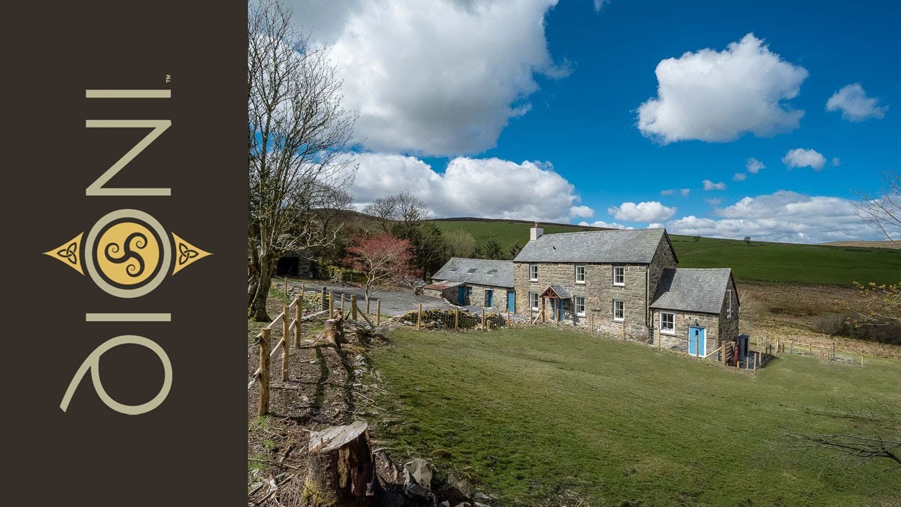 Traditional Farmhouse Accommodation In An Idyllic Setting | Erw-Dinmael ...
