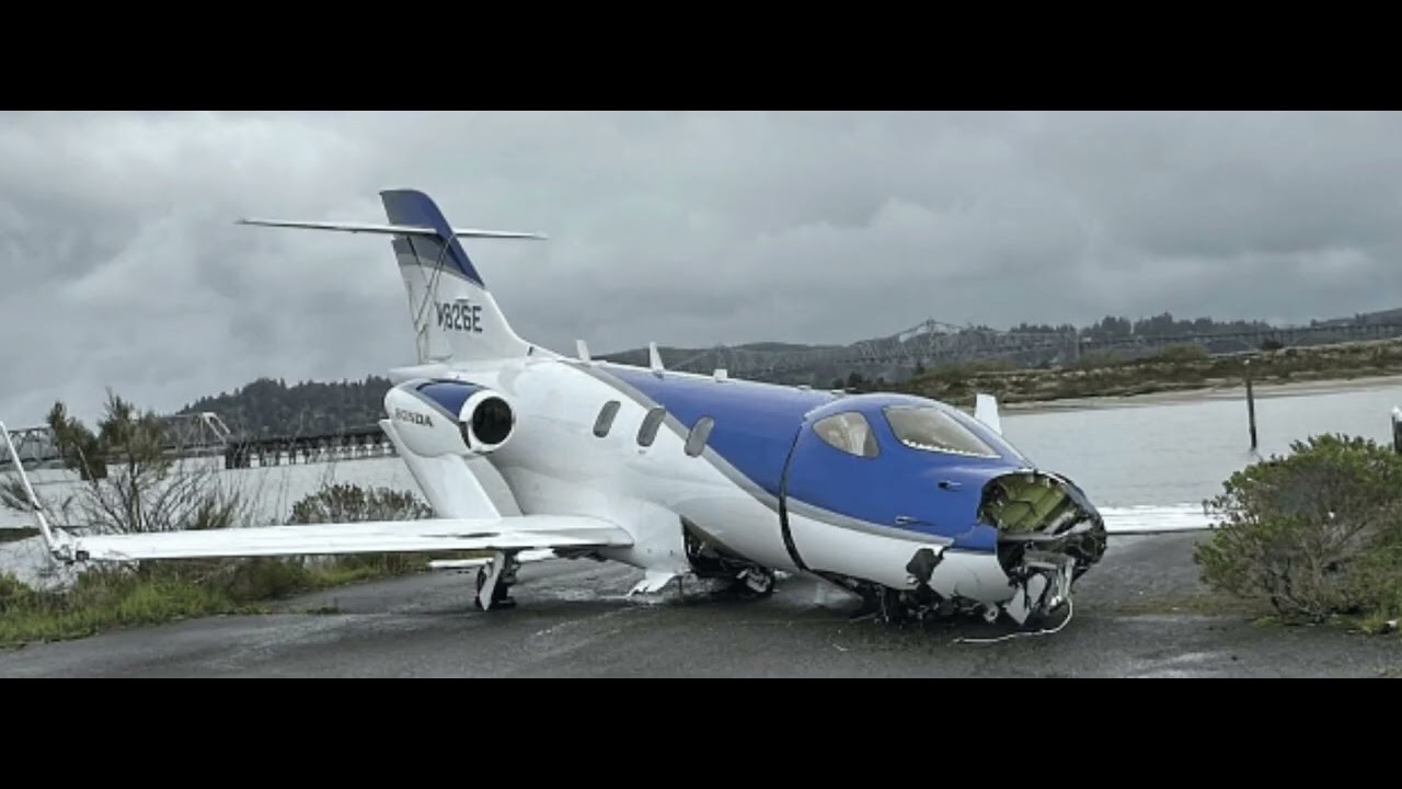 (Dom's Aviation News)Honda jet crash! - YouTube