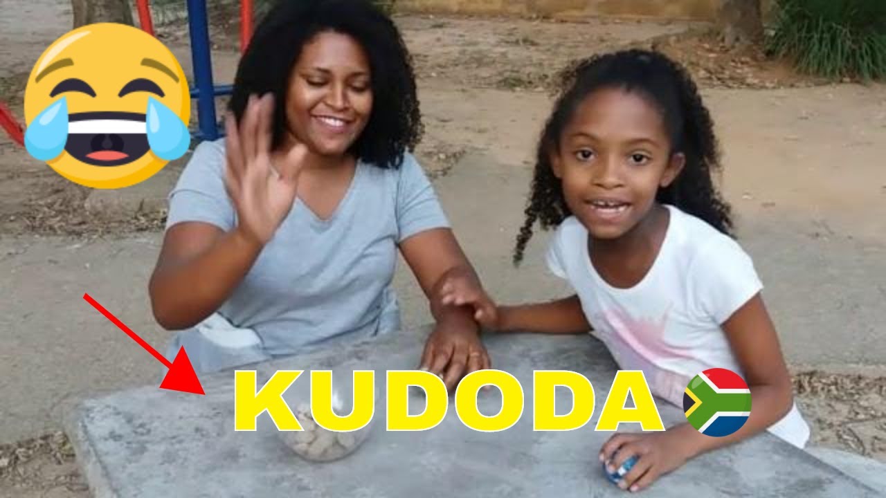 Kudoda (brincadeira africana) em família. - YouTube