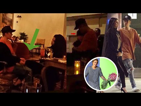 Justin Bieber Serenata a Selena Gomez - Regresaron!