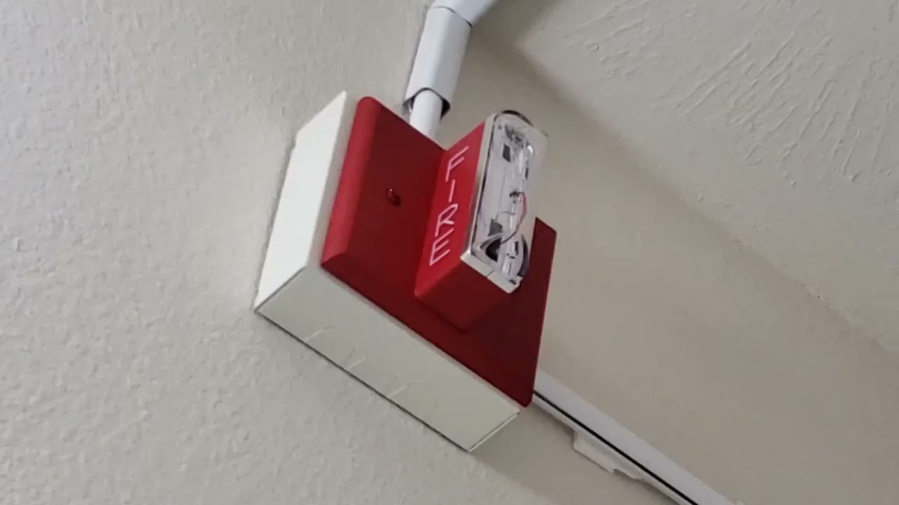 Gentex GXS-4-30-75-WR Fire Alarm Remote Strobe Test - YouTube