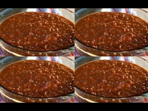 Fava beans with tomatoes sauce - foul mudammas with tomatoes sauce ...