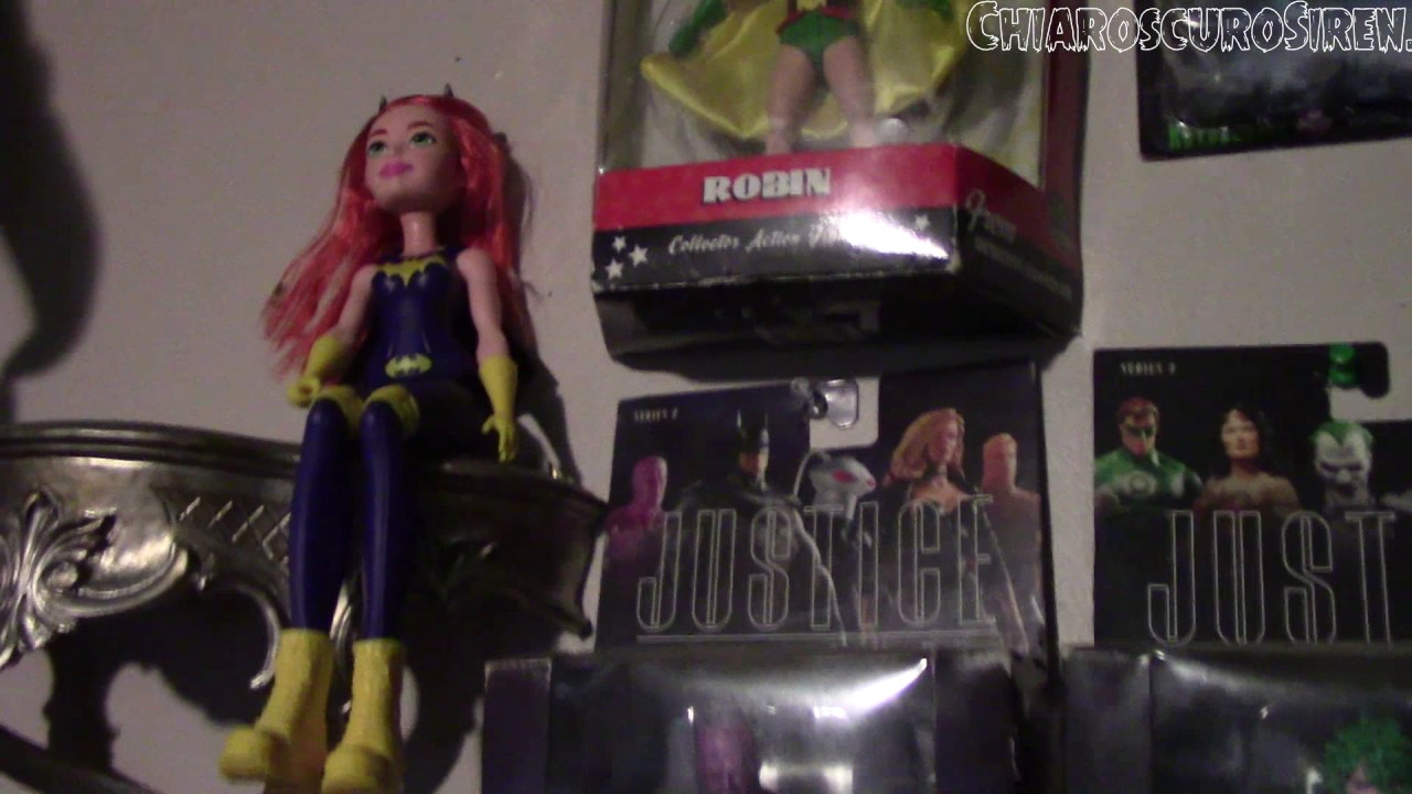Nerd Girl ChiaroscuroSiren Action Figure Collection - YouTube