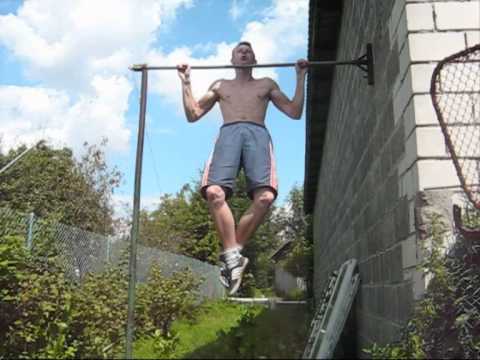 Chinning bar exercise - pull ups & chin ups | Podciaganie na drazku ...
