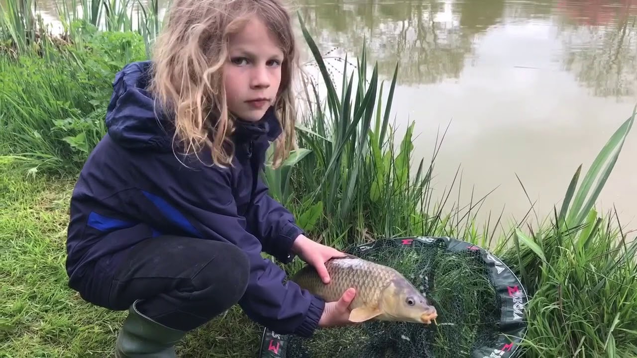 Carp fishing at Framfield spring lake match fishery - YouTube