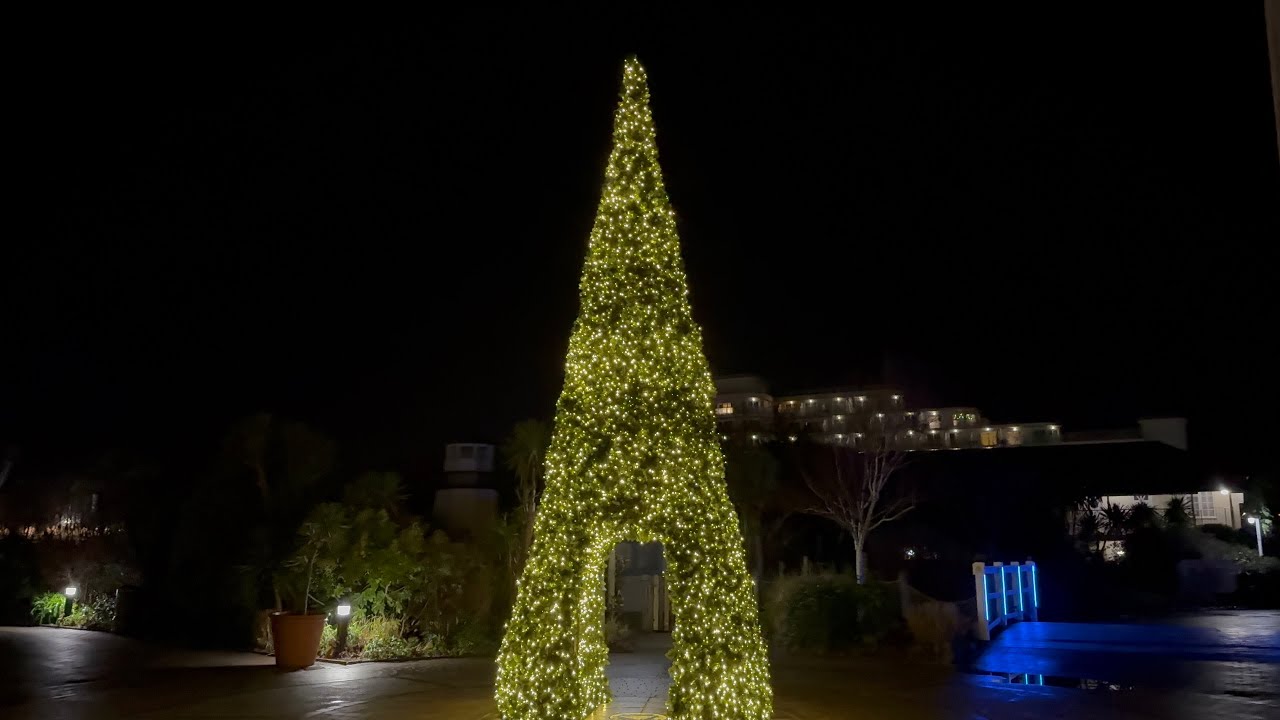 Butlin’s Bognor Regis Christmas Vlog 2024 Day 1 - YouTube