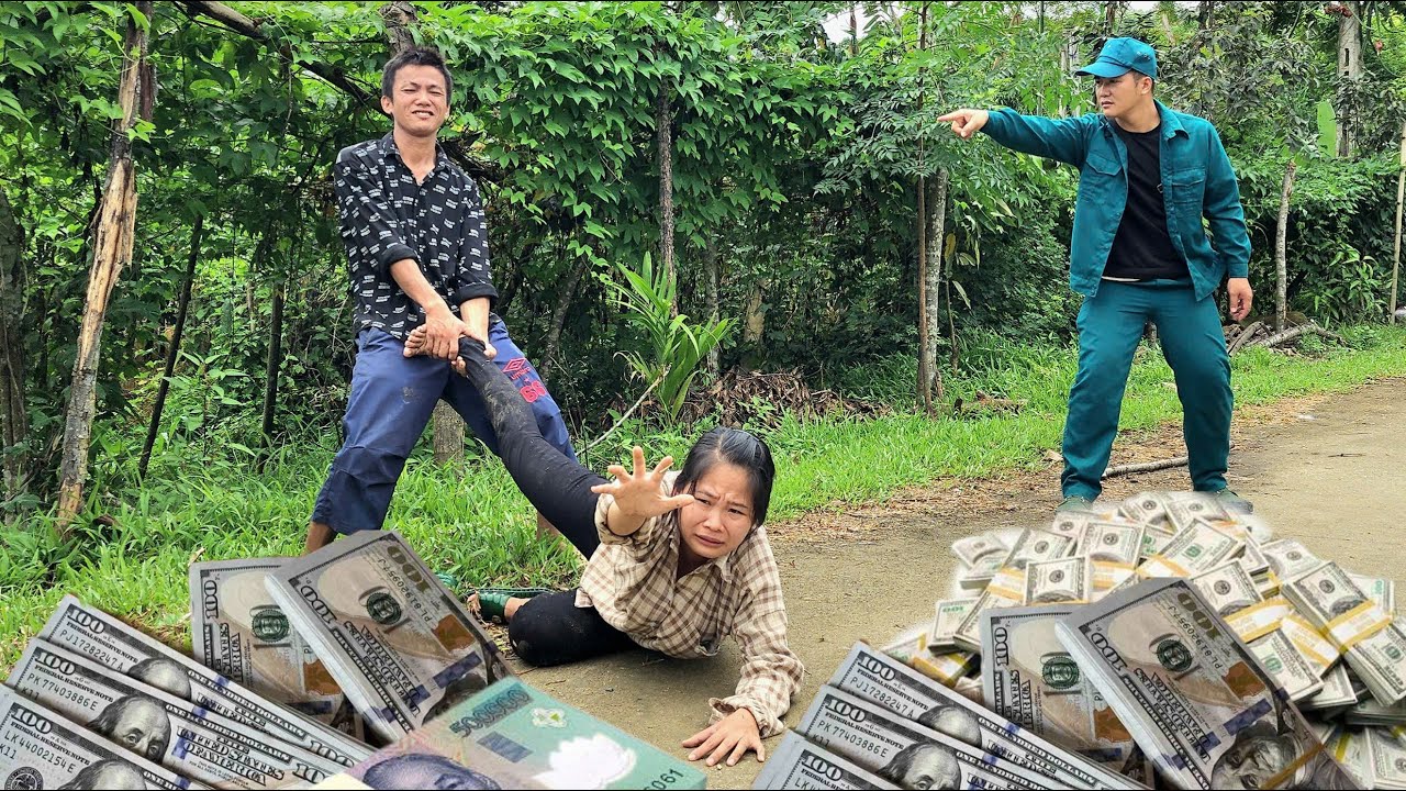 Single Mother Picks Up Big Money, Then Realizes She’s Being Followed ...