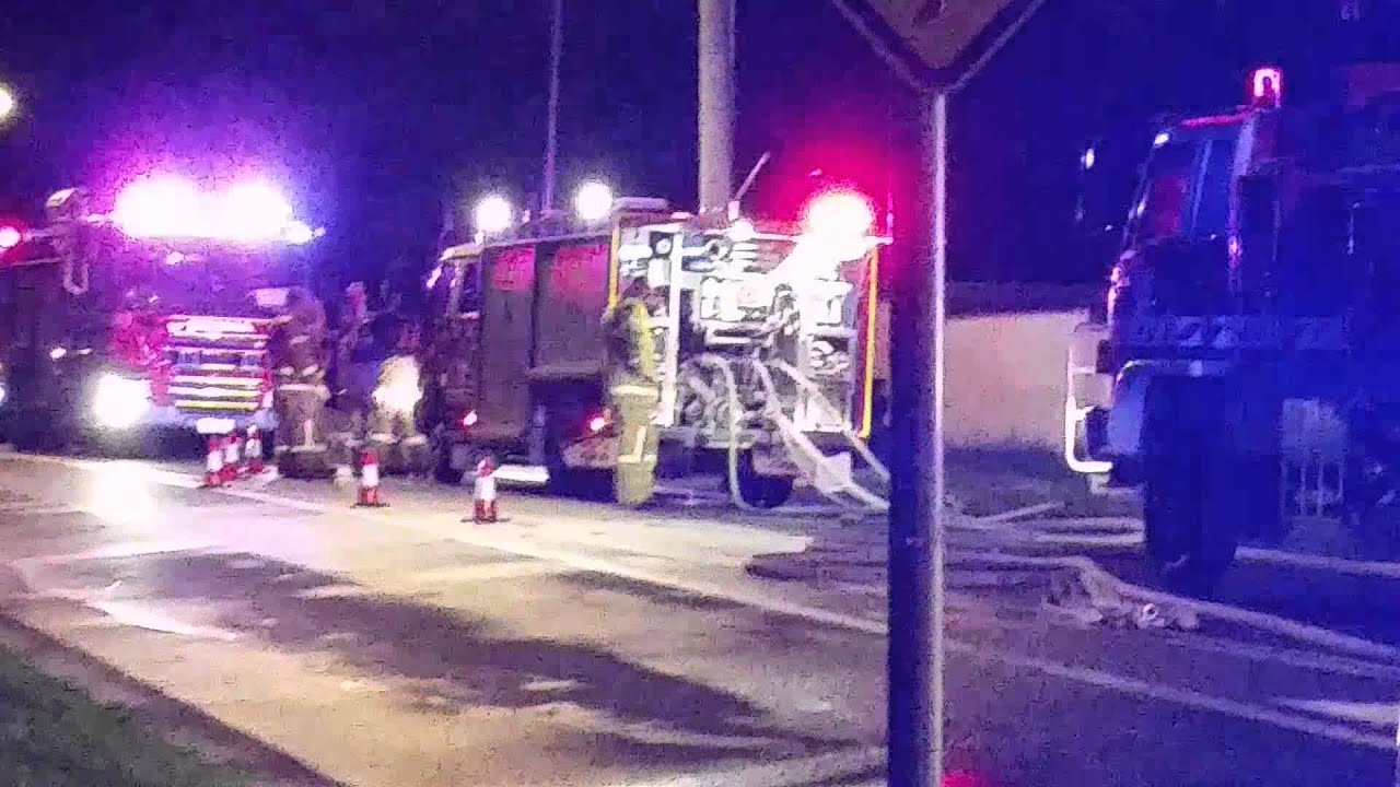 CFA - On scene skye house fire - YouTube