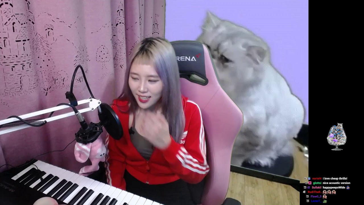 Yuggie_TV Sings during Coronavirus quarantine - YouTube