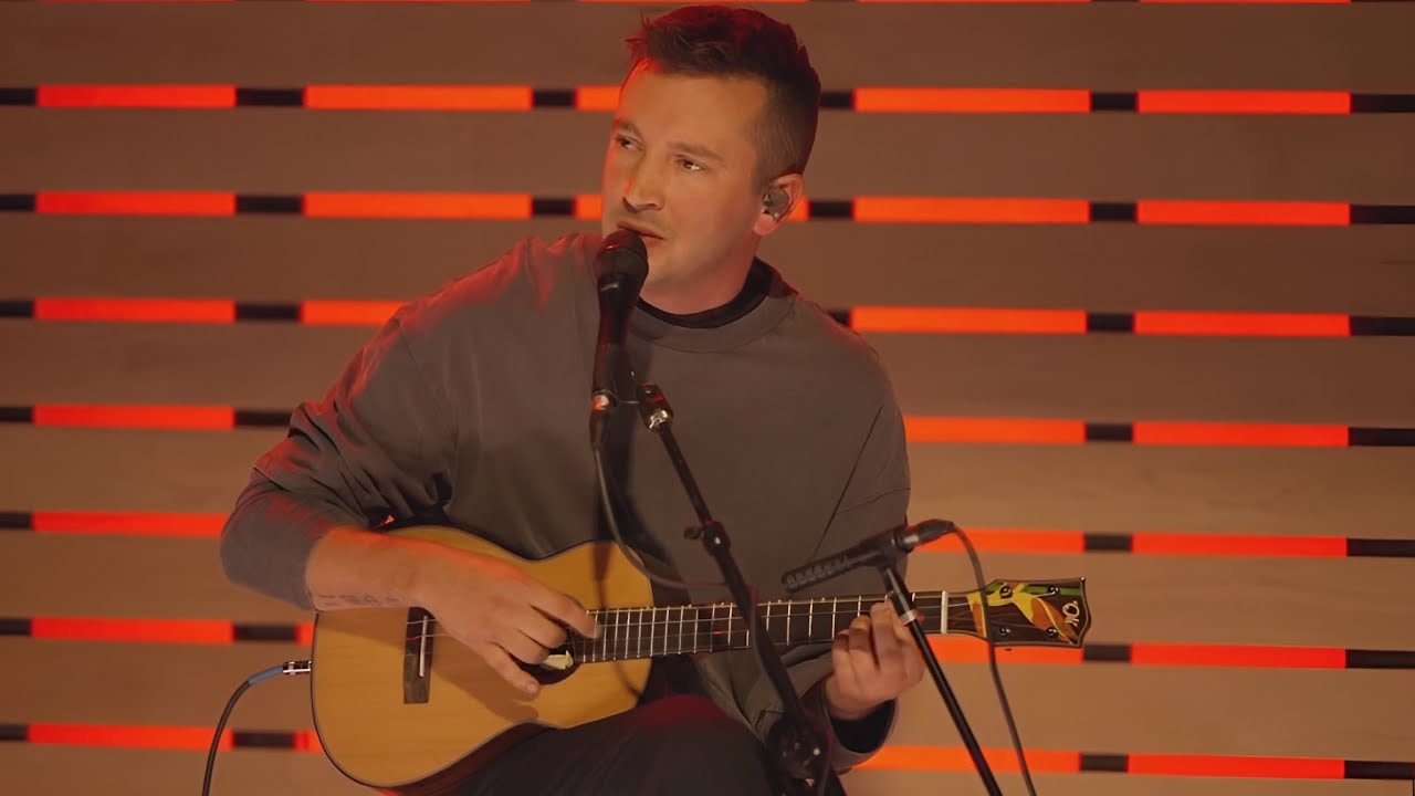 Twenty One Pilots - Routines In The Night (Live at The Lounge Q101 ...
