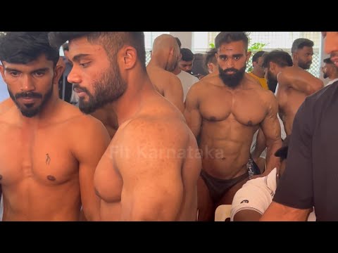BACKSTAGE BODYBUILDERS