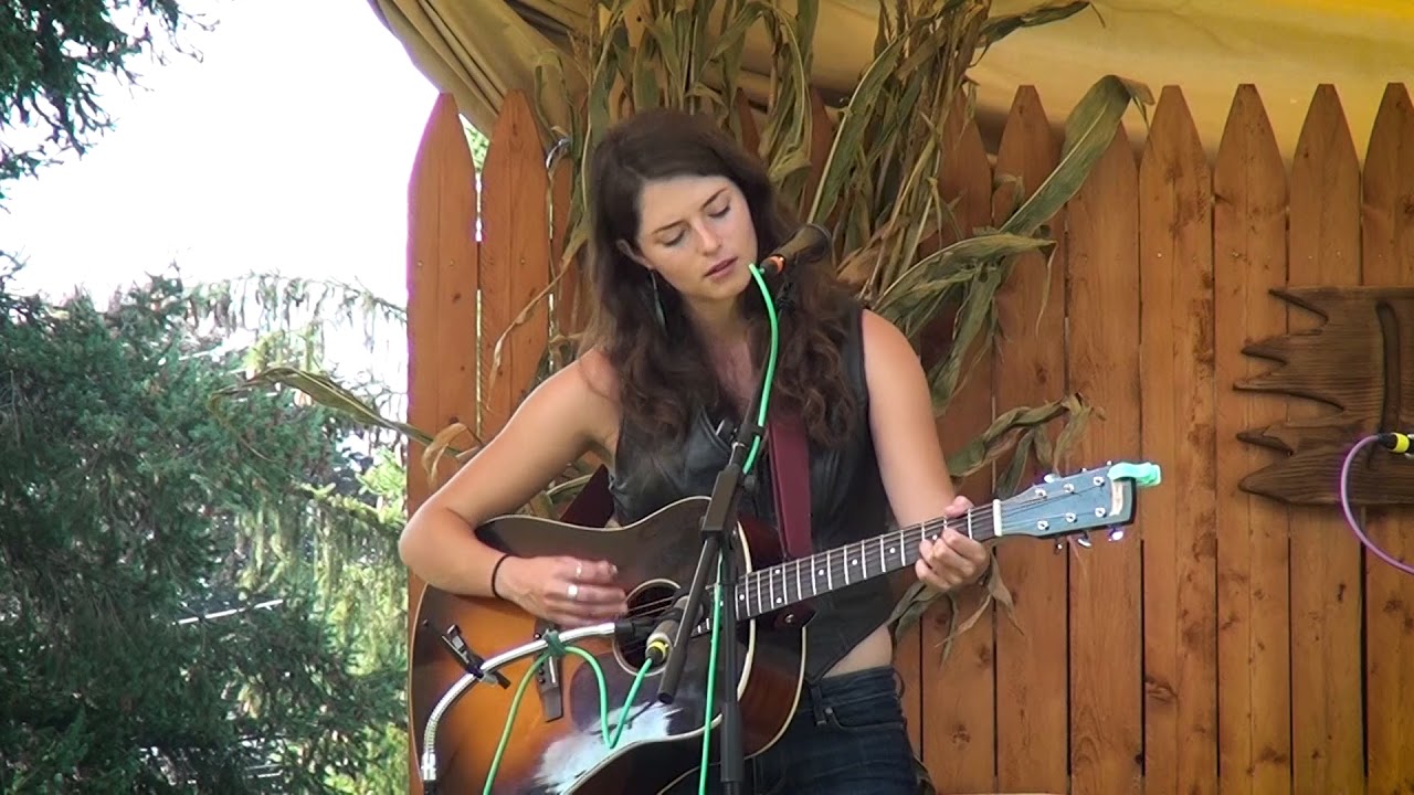 Caroline Reese at Lyons Fiddle Festival (2017) - YouTube