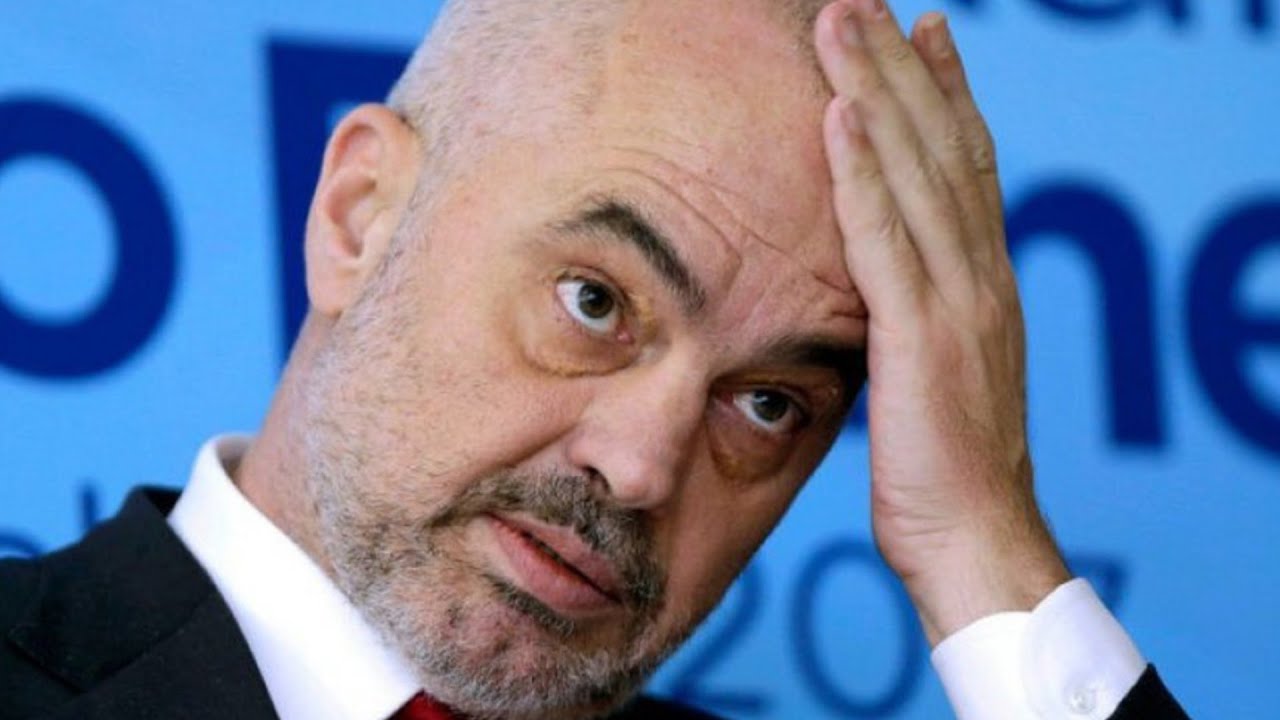 Edi Rama dhe drejtësia apo zjarrfikësi zjarrvënës - YouTube