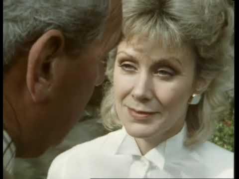 THE COLLECTORS: Series 1 Episode 4: 'The Great Ice-Cream War' (Customs ...