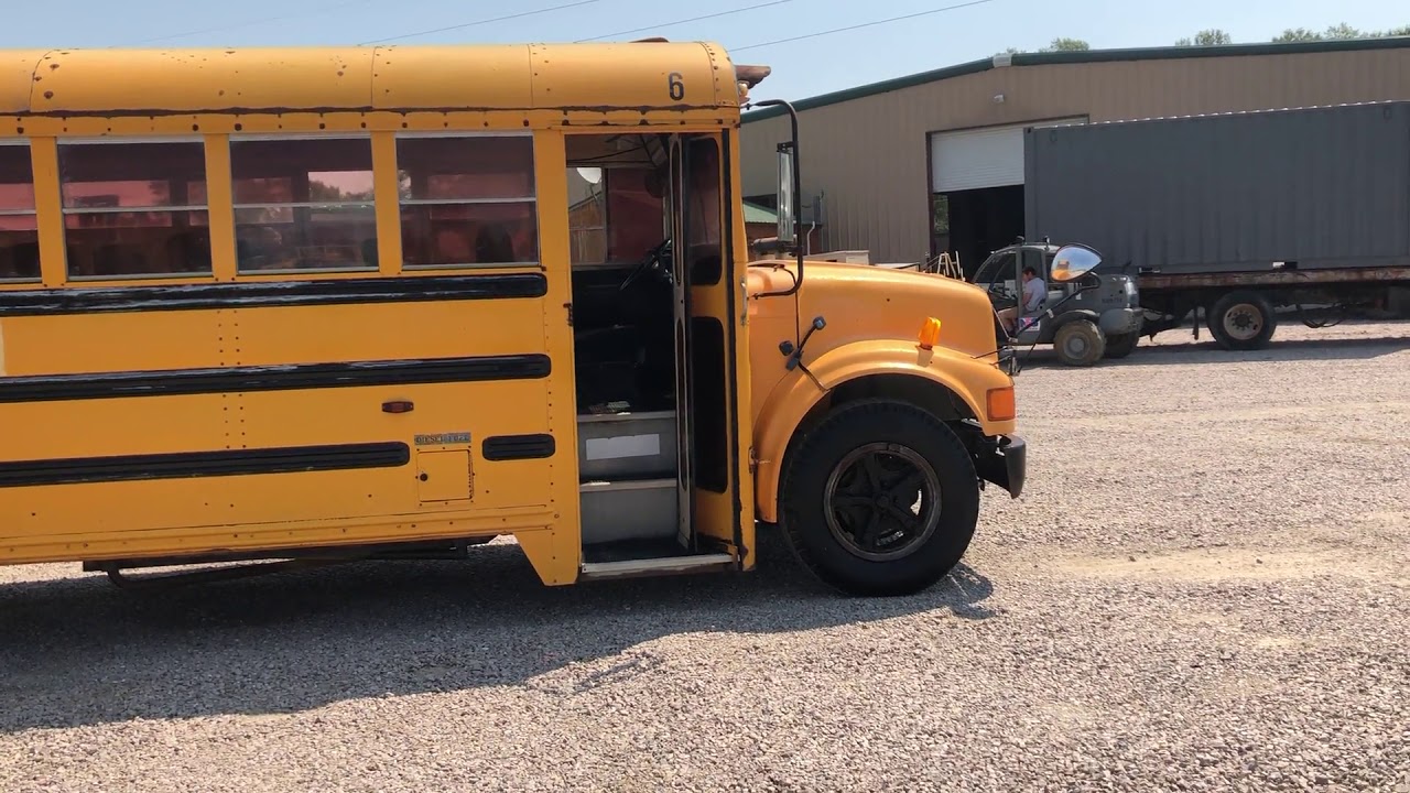 1991 INTERNATIONAL 3700 For Sale - YouTube