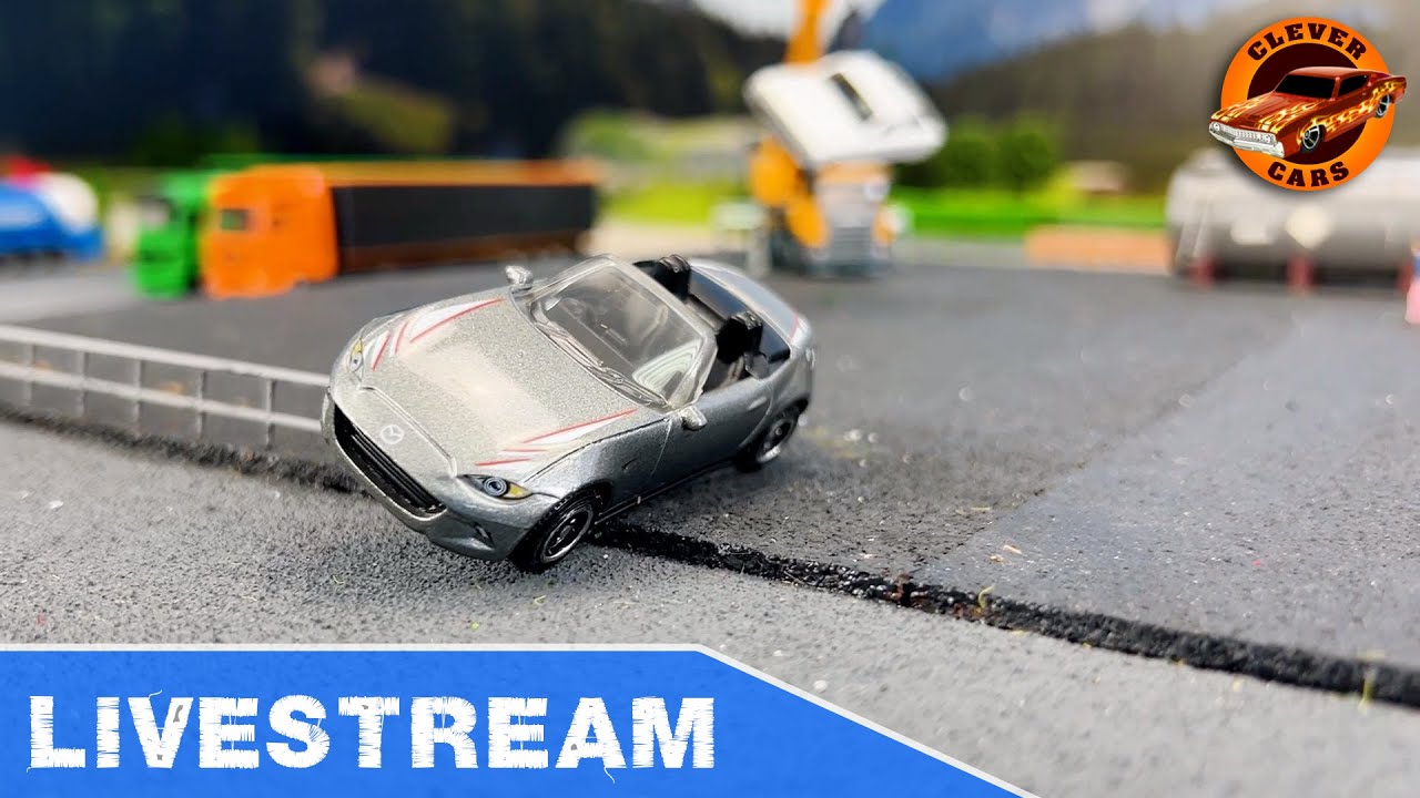 DIY Diecast Diorama: 1/64 Scale Model Cars & Trucks in Action #diecast ...