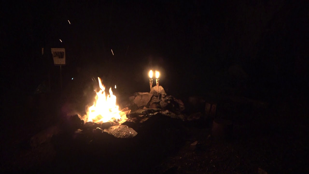 Green Screen Background a Campfire and some torches/Chroma Key ...