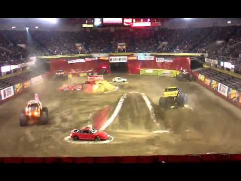 Monster jam freedom hall 2012 - YouTube