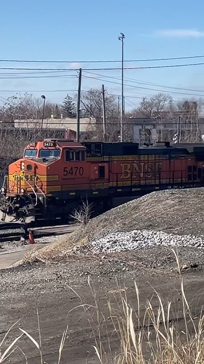 CPKC 734 emerged out of the tunnel. #shorts - YouTube