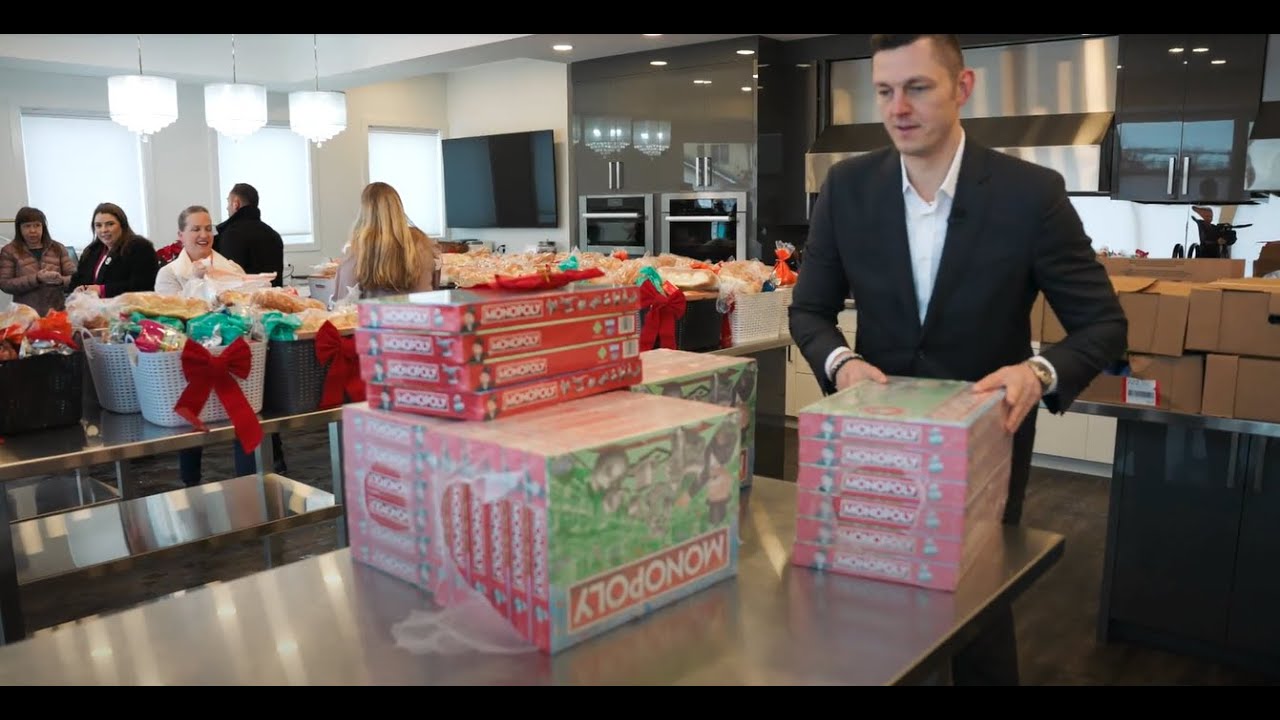 The Gift of Christmas Dinner 2022 - Astra Group and Peoplefirst ...