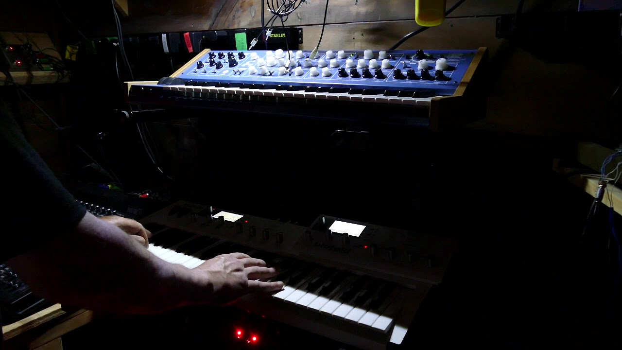 Waldorf Blofeld Custom Patch E046 "Keith 135" - YouTube