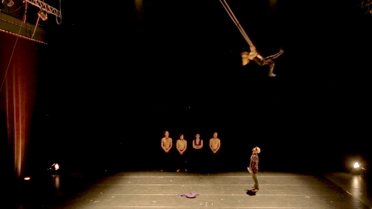 Stav Zelniker trapezio Ballant -swing trapeze- full act - YouTube