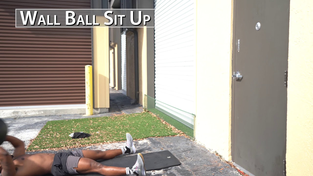 Wall Ball Sit Up (Core) - YouTube