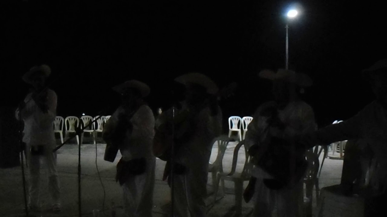 Corrido de Modesta Ayala, con el Conjunto Regional Ajuchitlán... - YouTube