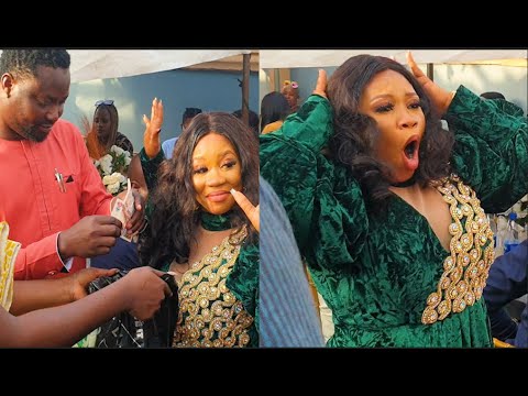 Omo Banke &Other Shower Money On Wumi Toriola As She Show Show Off Her ...