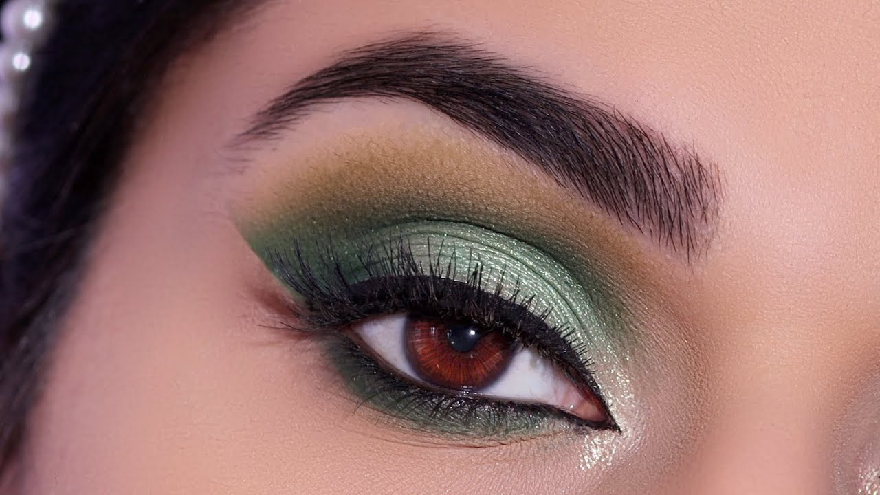 How to glam up for the holidays with this Earthy Eyeshadow Palette from ...